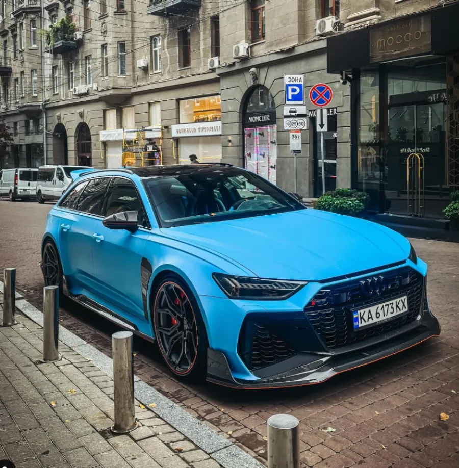 Ексклюзивна Audi RS6 Avant (C8) by Crazy_D Customs помічена в Києві ...